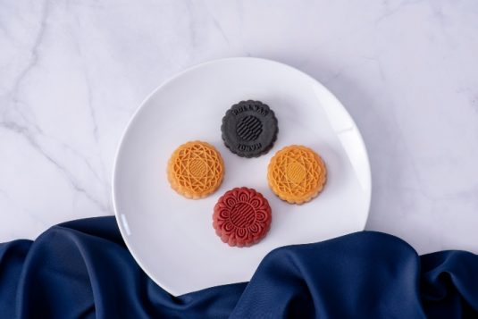 Pullman Hanoi Moon Cakes 2020 - Hanoi Grapevine